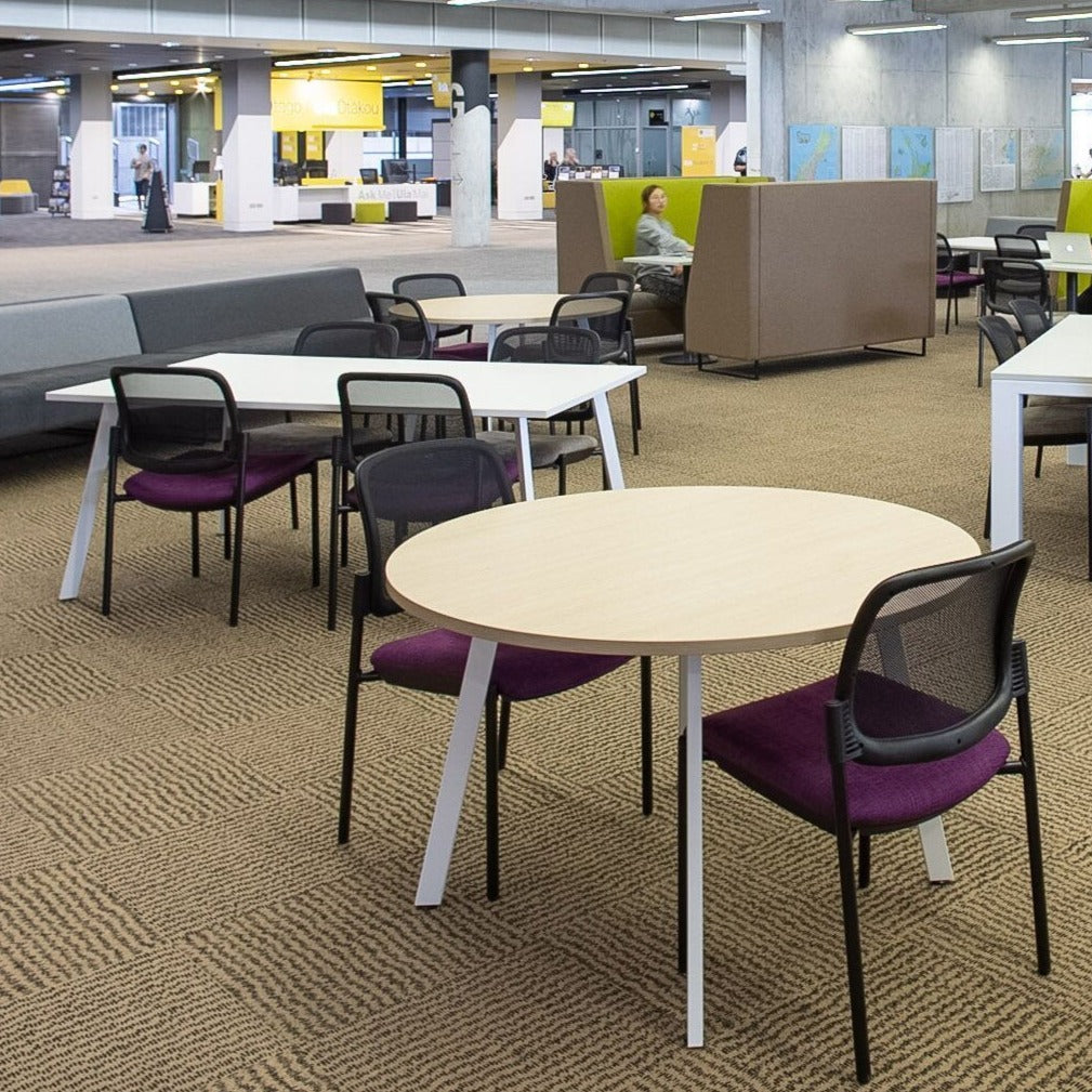 Luca Table – Issa Furniture