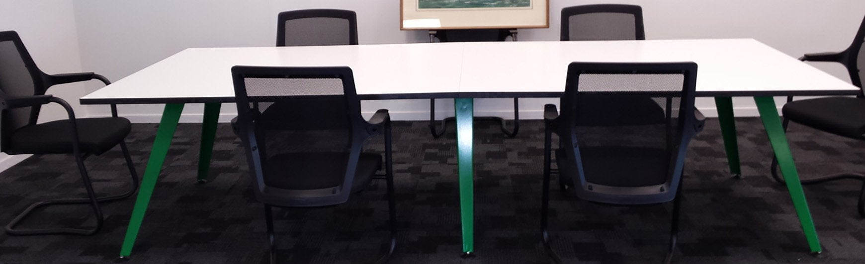 Pavilion Table – Issa Furniture