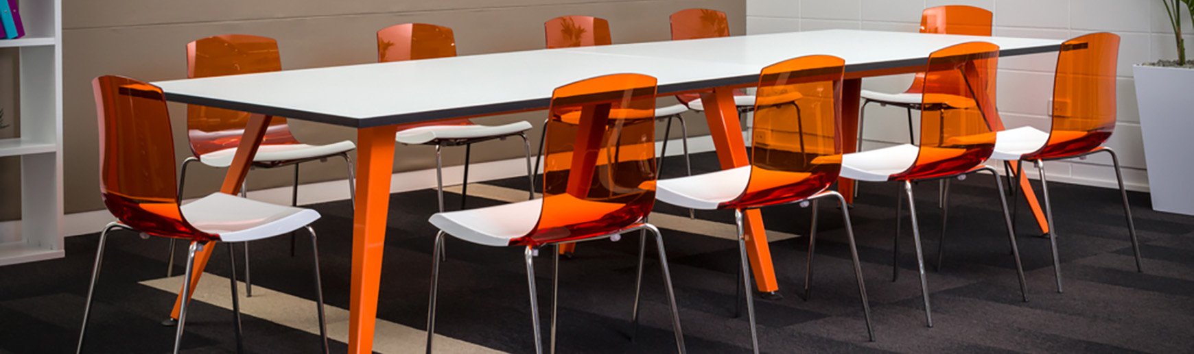 Pavilion Table – Issa Furniture